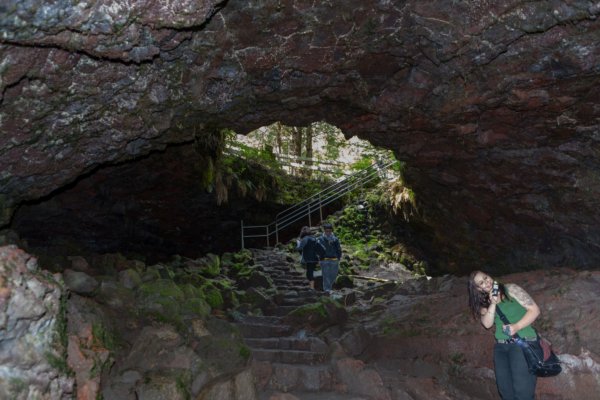 Underground Adventure Inside the Ape Cave Lava Tube