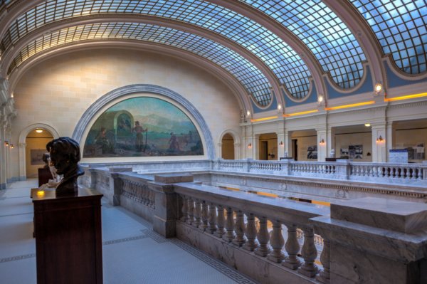 A Visitor’s Guide to the Utah State Capitol - Gate to Adventures